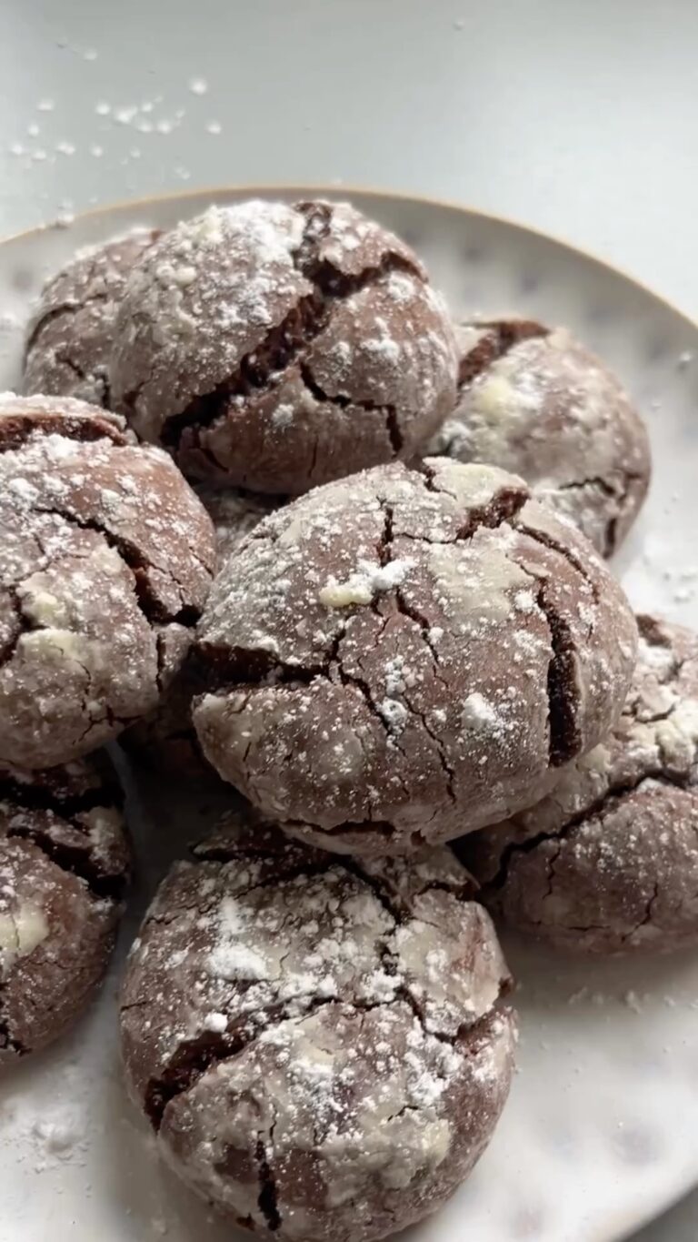 Delicious Gluten-Free Chocolate Crinkles 🍫