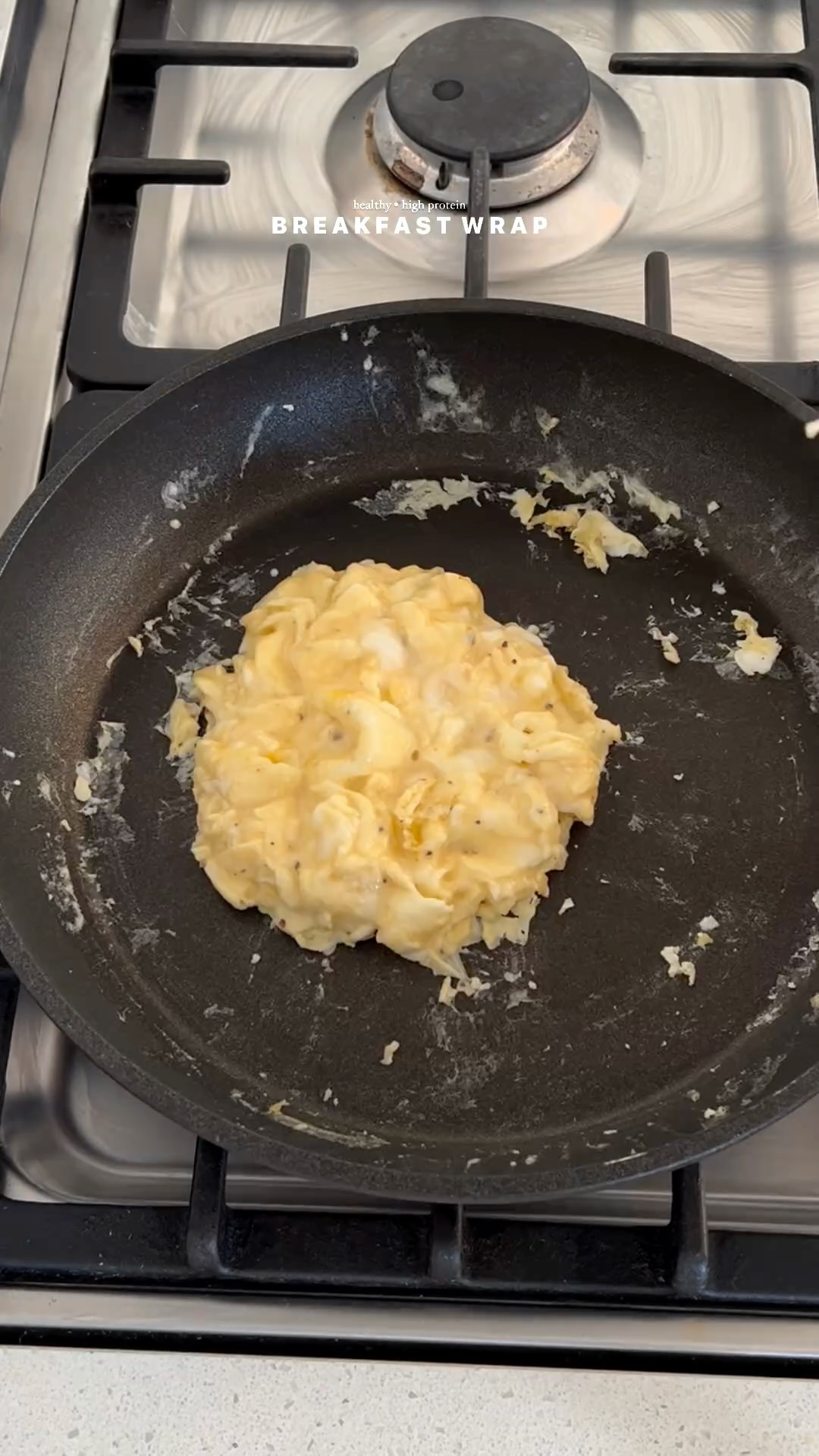 Quick & Easy Healthy Breakfast Wrap 🌯