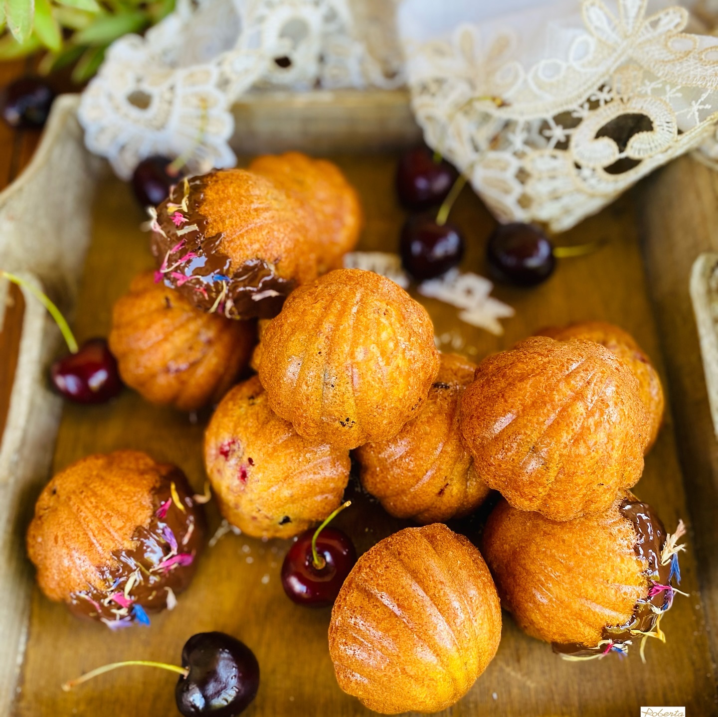 Soft Cherry Shells Cake Recipe