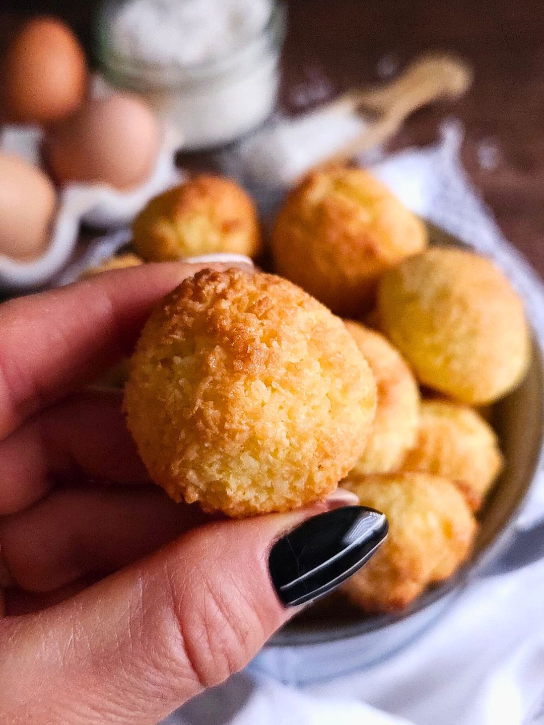 Simple Coconut Macaroon Recipe