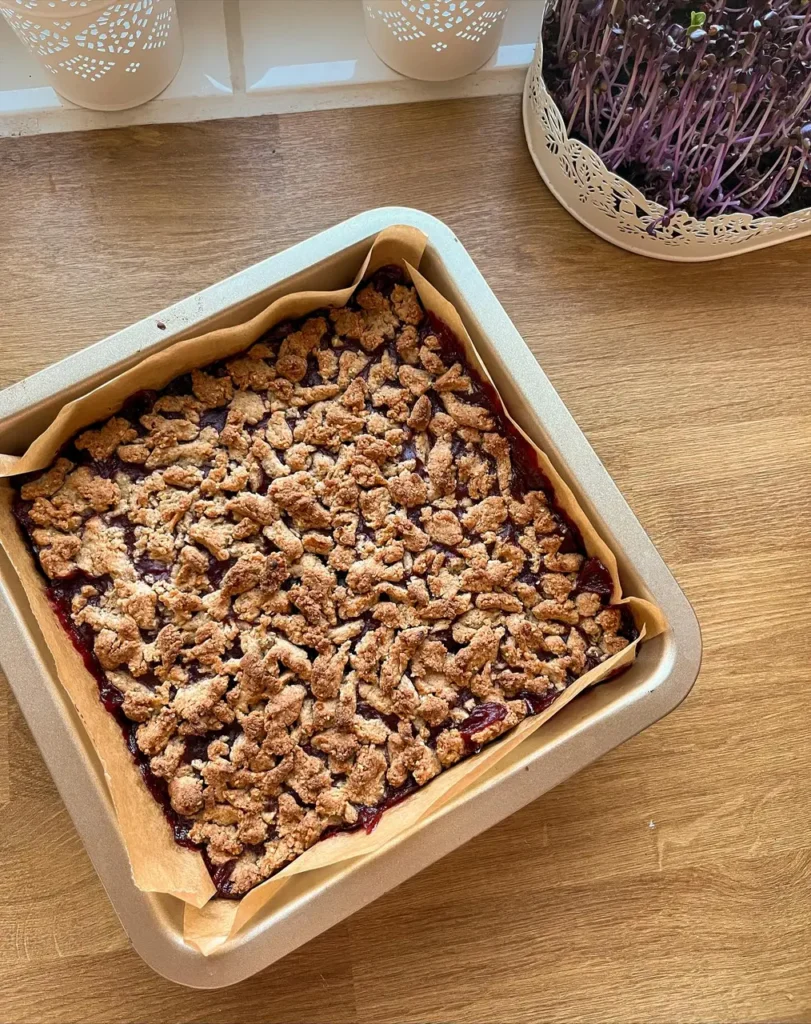 Whole-Grain Cinnamon Plum Crumble Bars — Buttery, Jammy & Perfect for ...